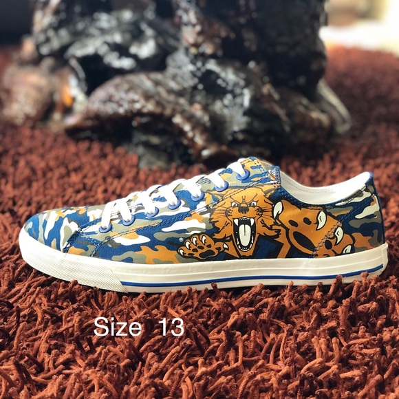 Row One | Shoes | Row One University Of Kentucky Sneakers Size 3 | Poshmark